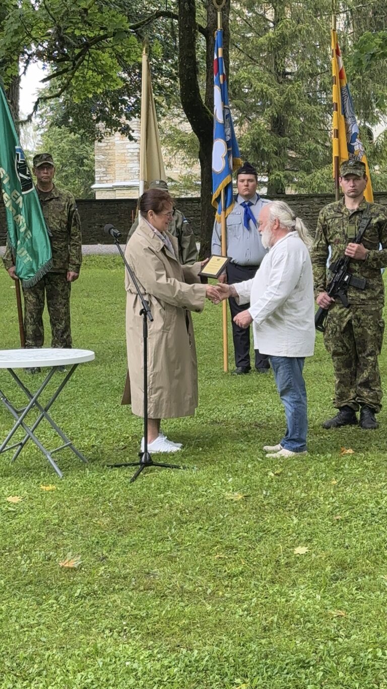 TOOMAS TÕNISSON: mees, kelle teod räägivad rohkem kui sõnad. - Rain Terras